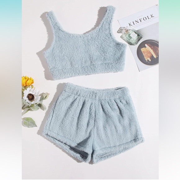 Charlotte Russe | Intimates & Sleepwear | Fuzzy Pajama Set | Poshmark